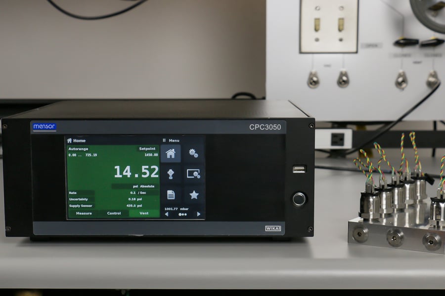 What are 3 Factors to Look for in an Industrial Pressure Controller?